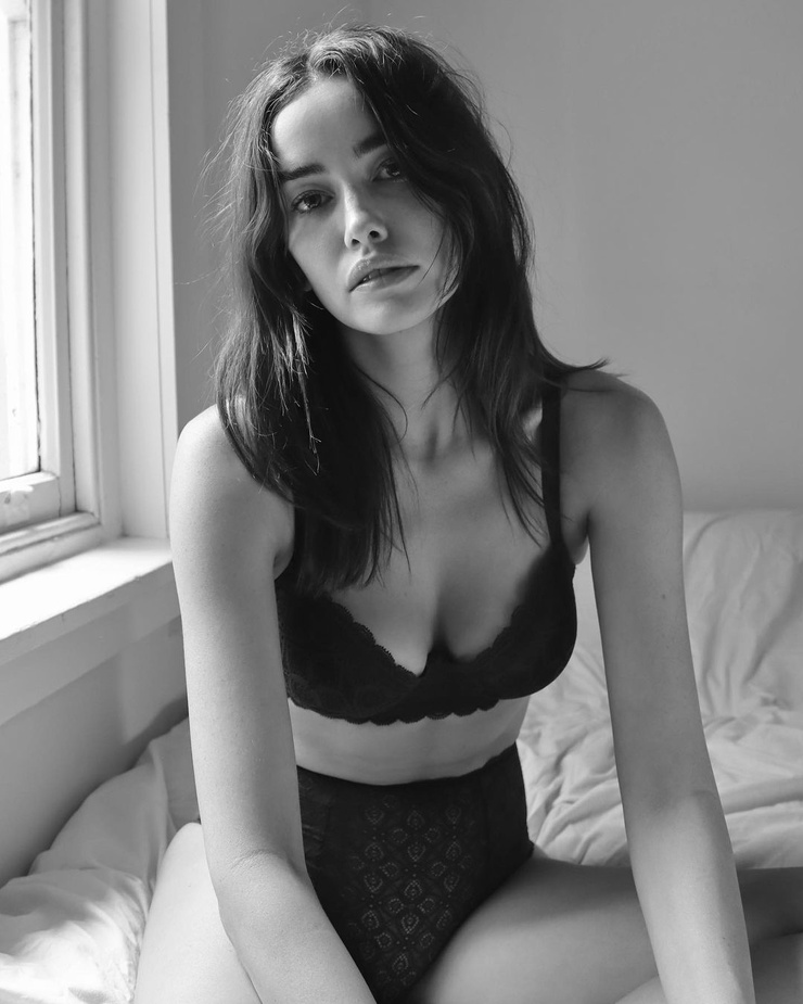 Sarah Stephens image