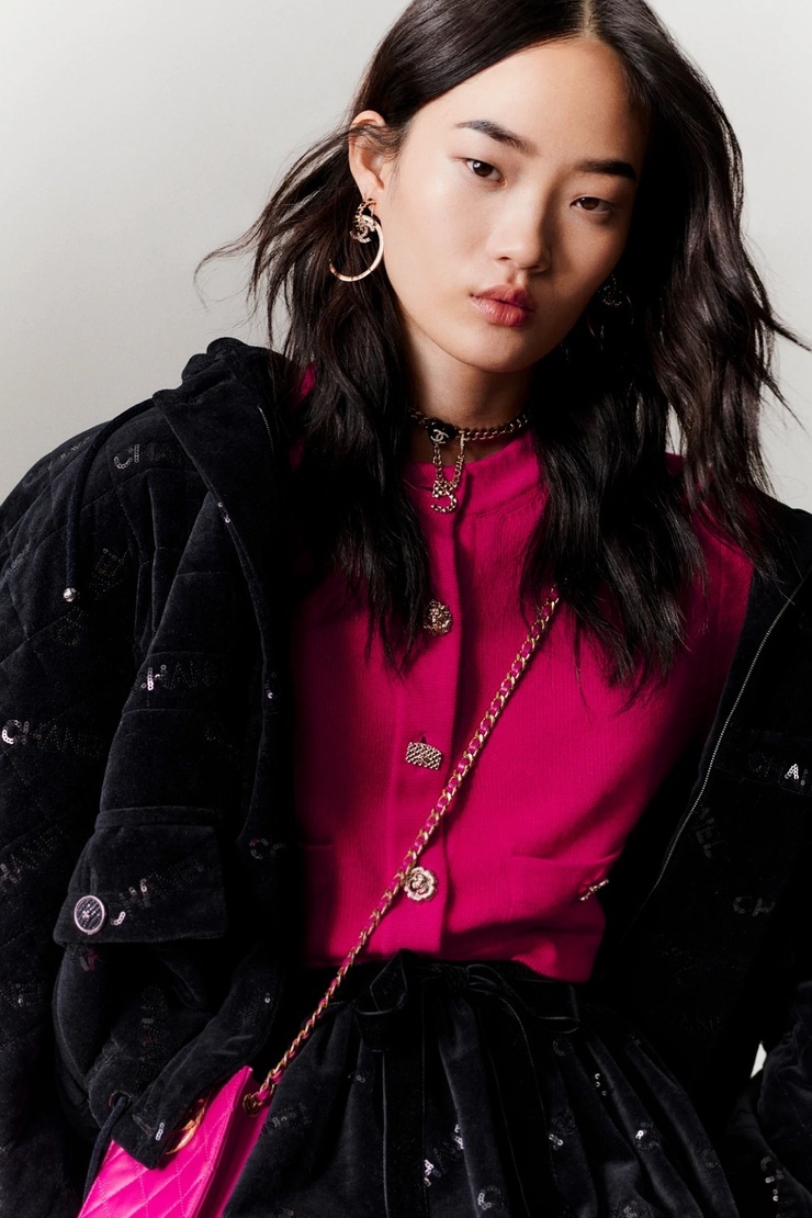 Picture of Shin Hyun Ji