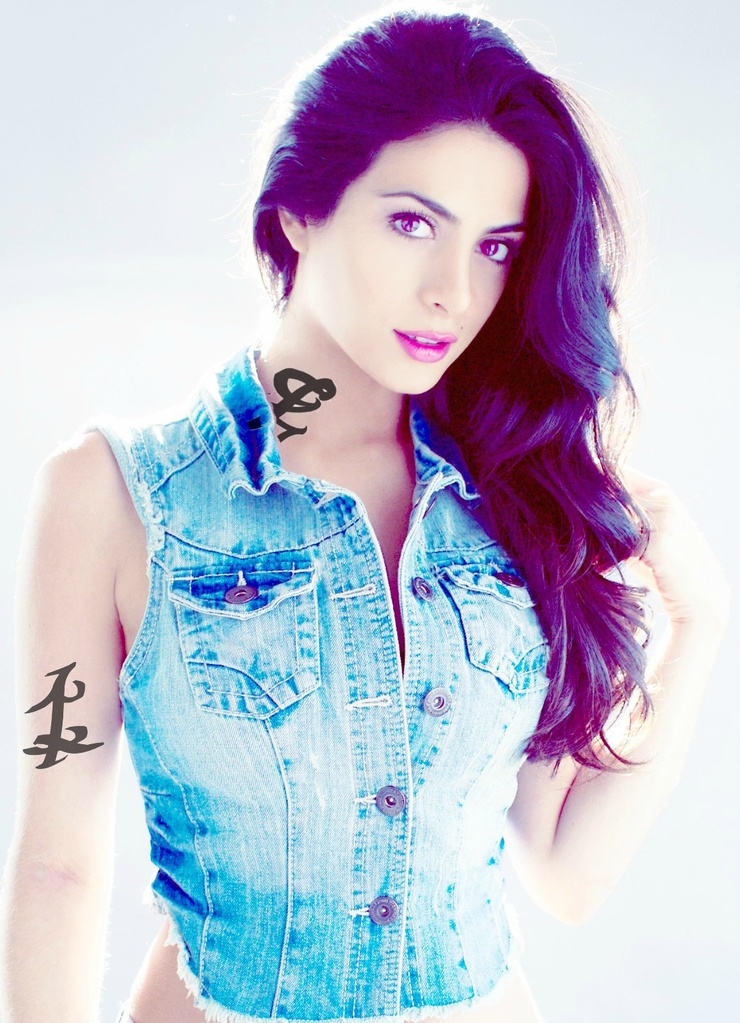 Picture of Emeraude Toubia