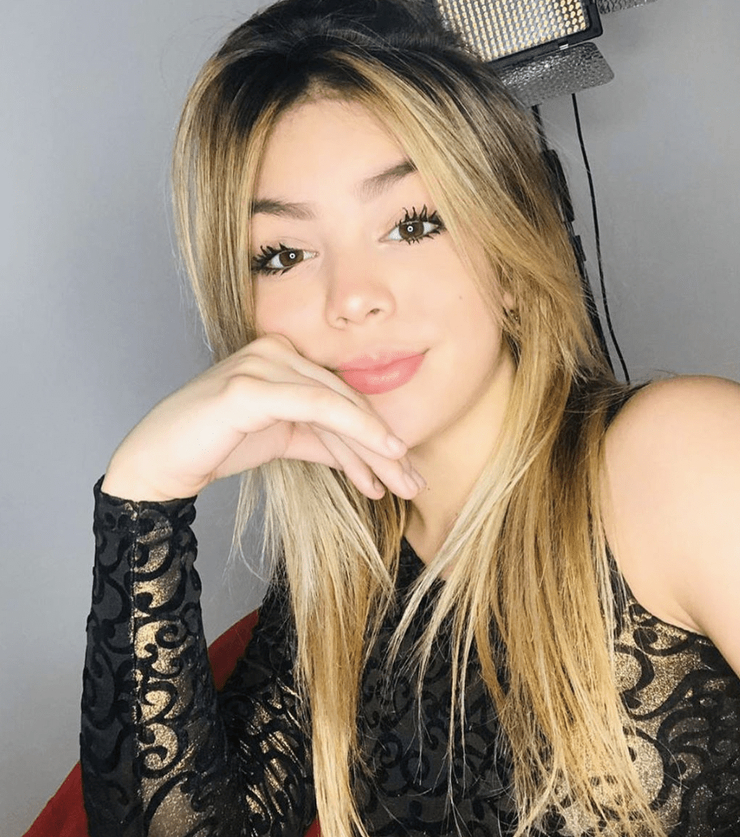 Melody (Brazilian Singer) image