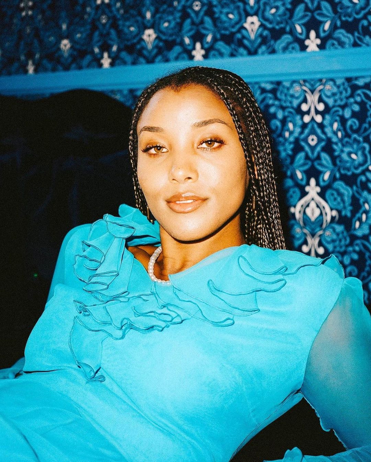 Picture of Sasha Fox