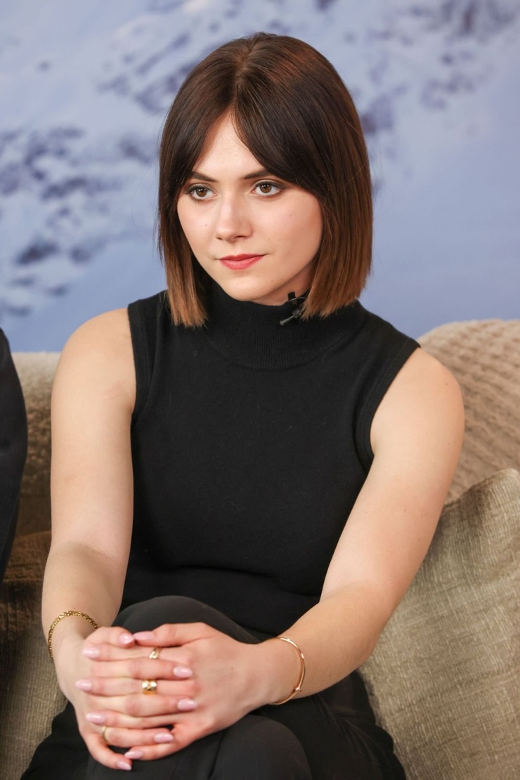 Emilia Jones picture