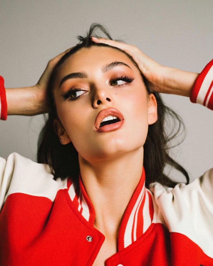 Picture of Eliza Beth Zelenskaya