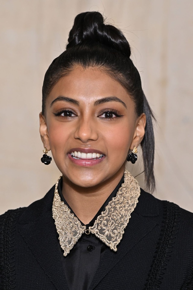 Picture of Charithra Chandran