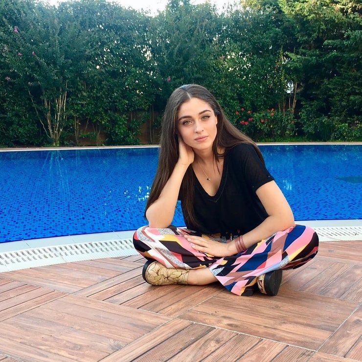 Picture of Cemre Baysel