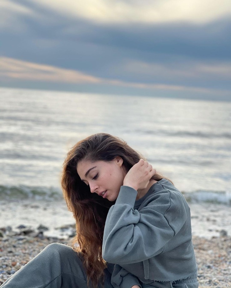 Picture of Cemre Baysel