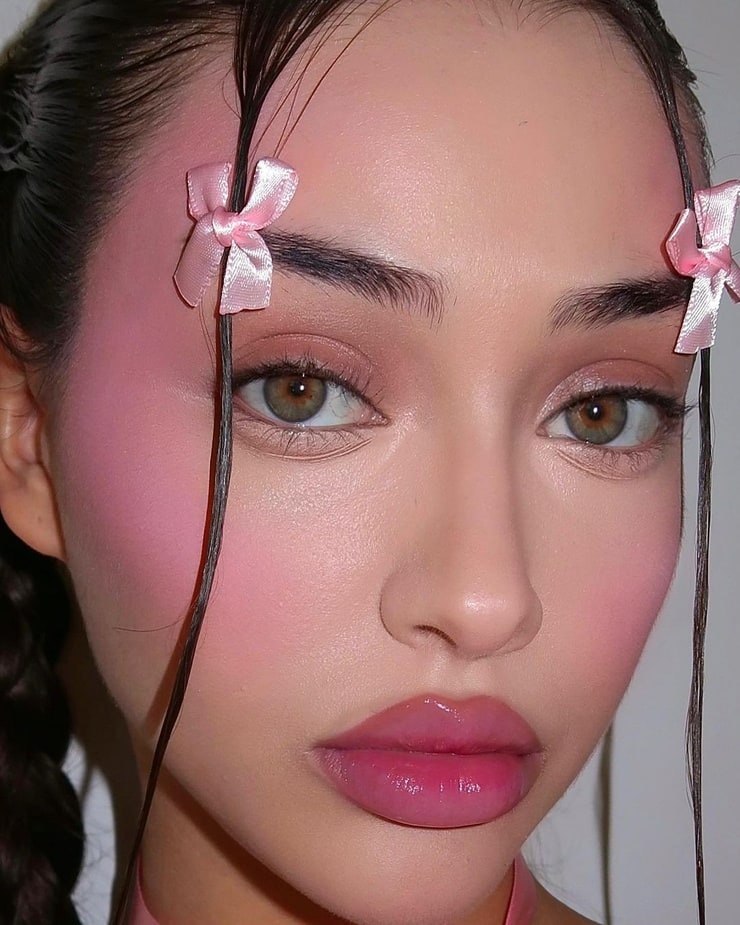 Picture of Isabel Rose