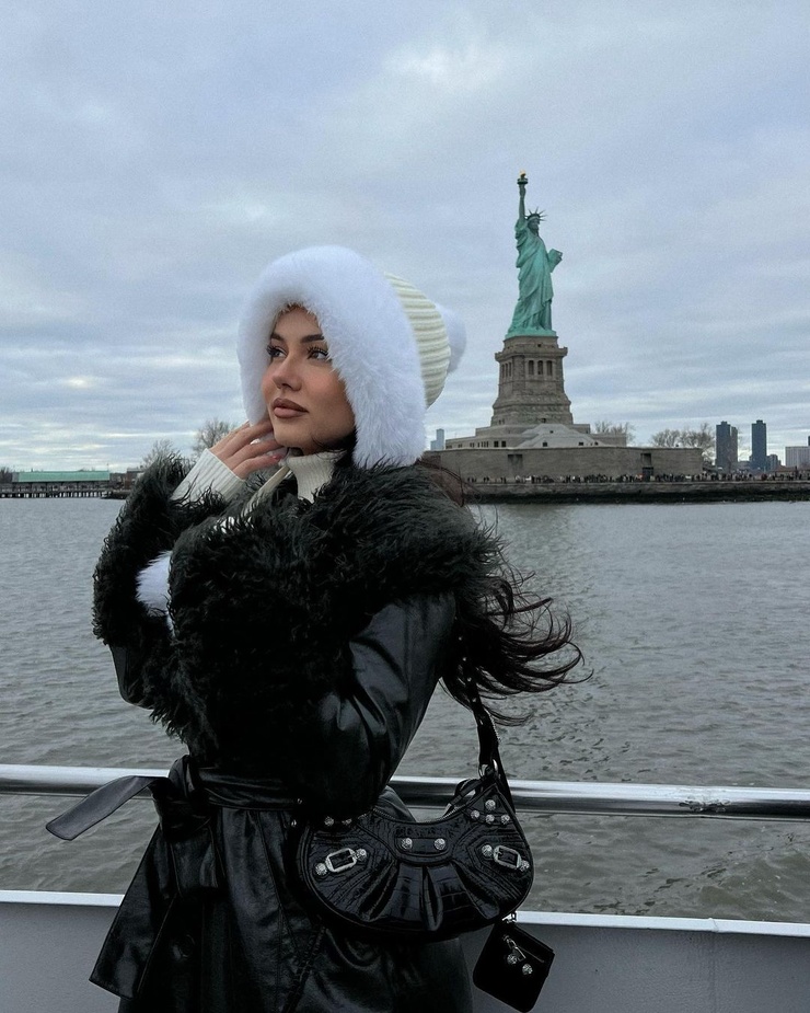 Doina Barbaneagra image