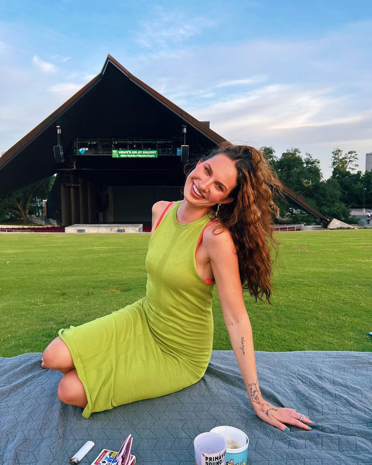 Picture of Sarah Wohl