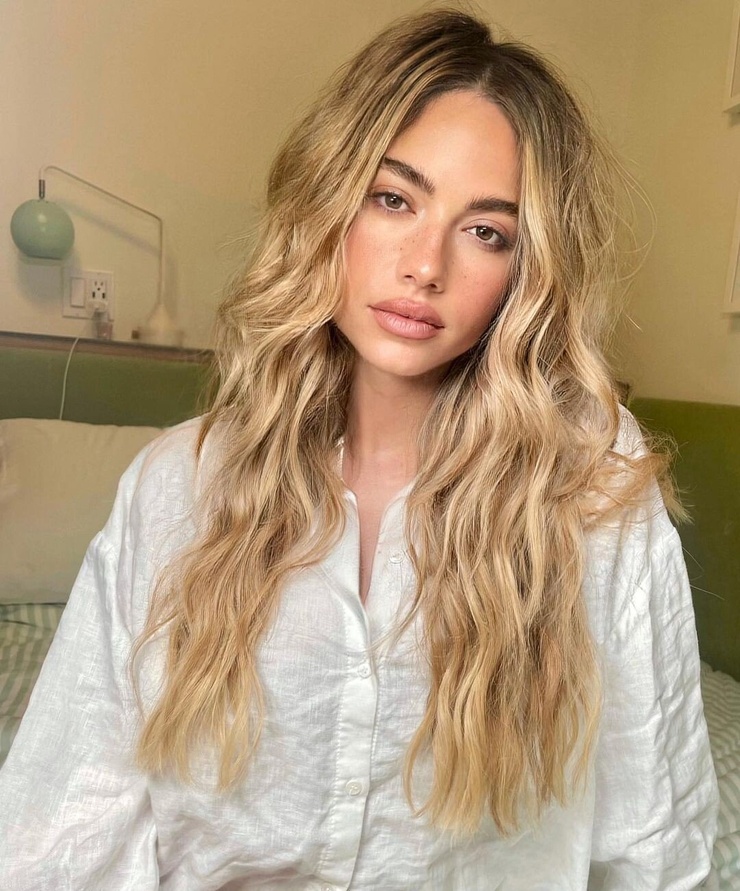 Picture of Ella Ayalon