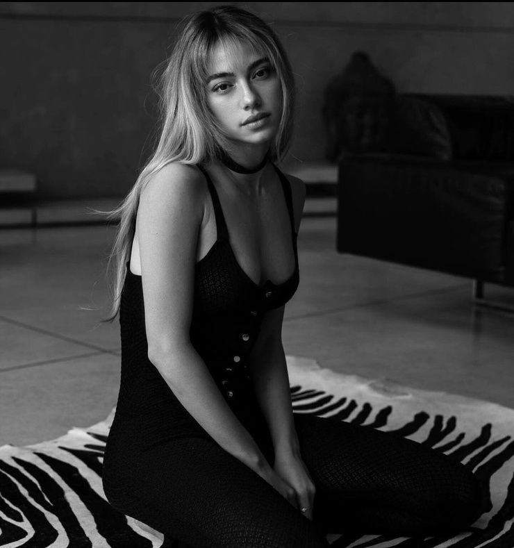 Picture of Ella Ayalon