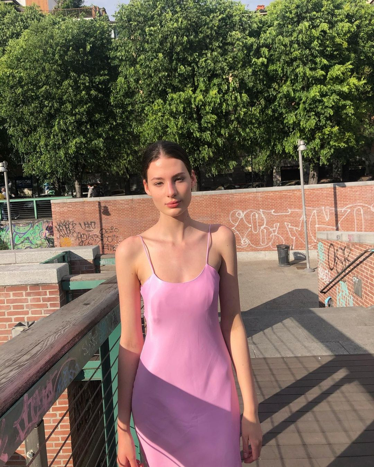 Picture Of Audrey Grace Model