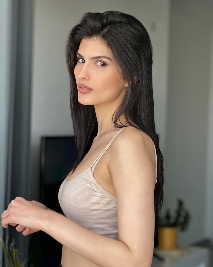 Picture of Yael Cohen (model)