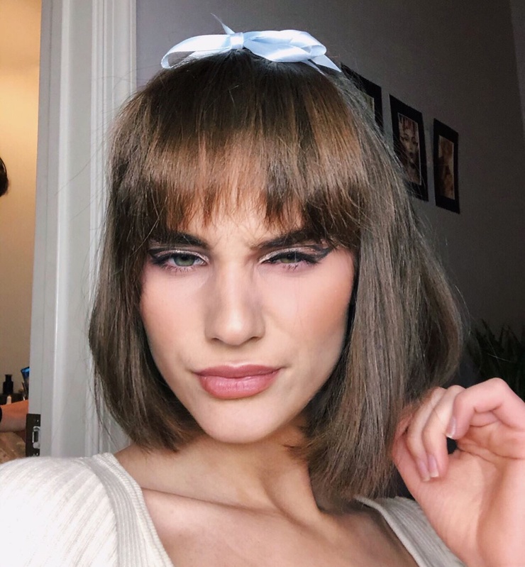 Picture of Bec Corosanite