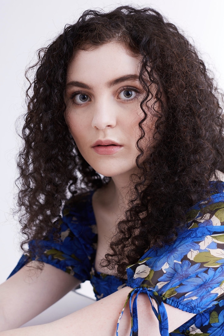 Picture of Lilla Crawford