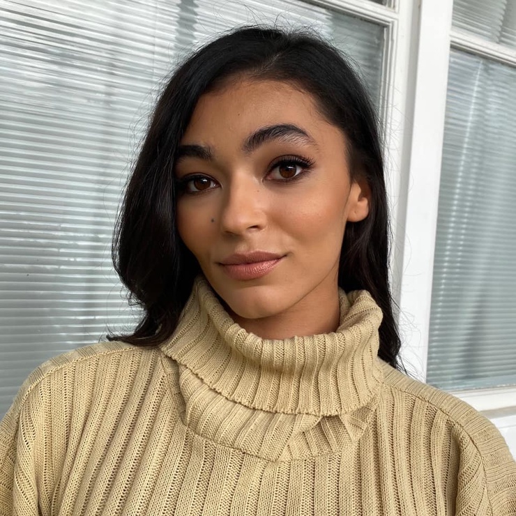 Picture of Charis Haden