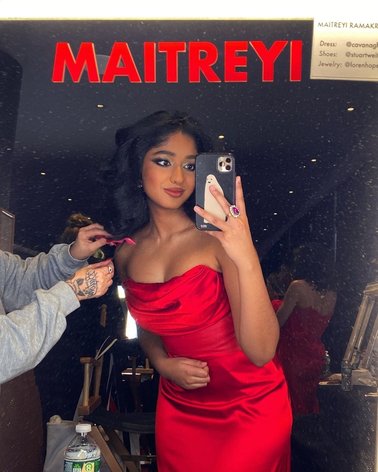 Picture of Maitreyi Ramakrishnan