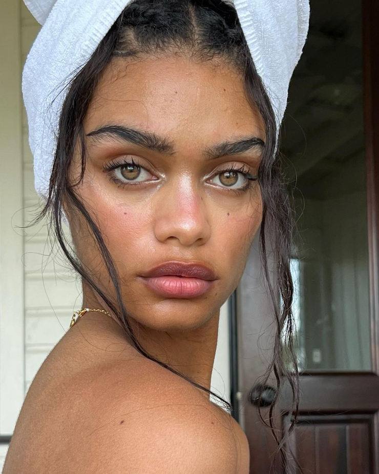 Picture of Ashleigh Baugh