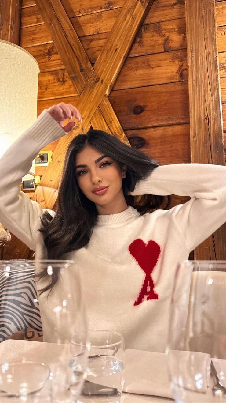 Picture of Elisa Maino