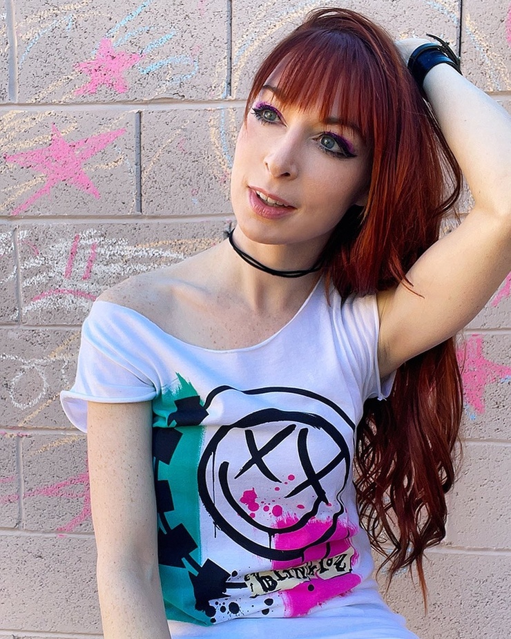 Picture of Lisa Foiles