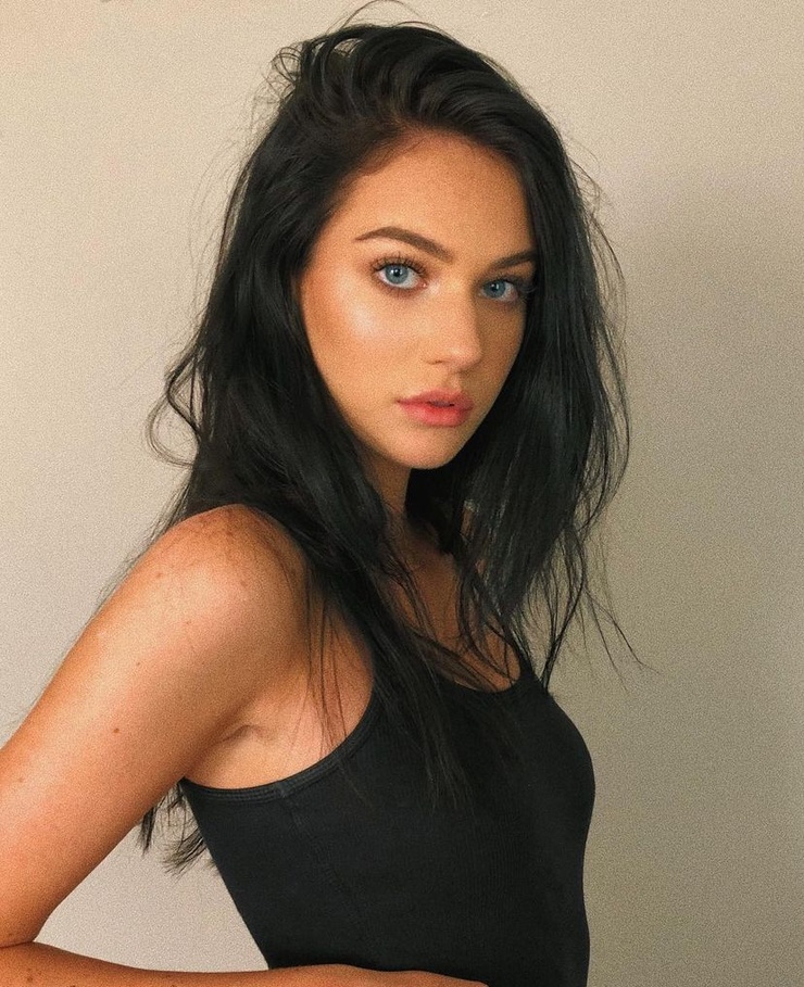 Picture of Kennedy Walsh