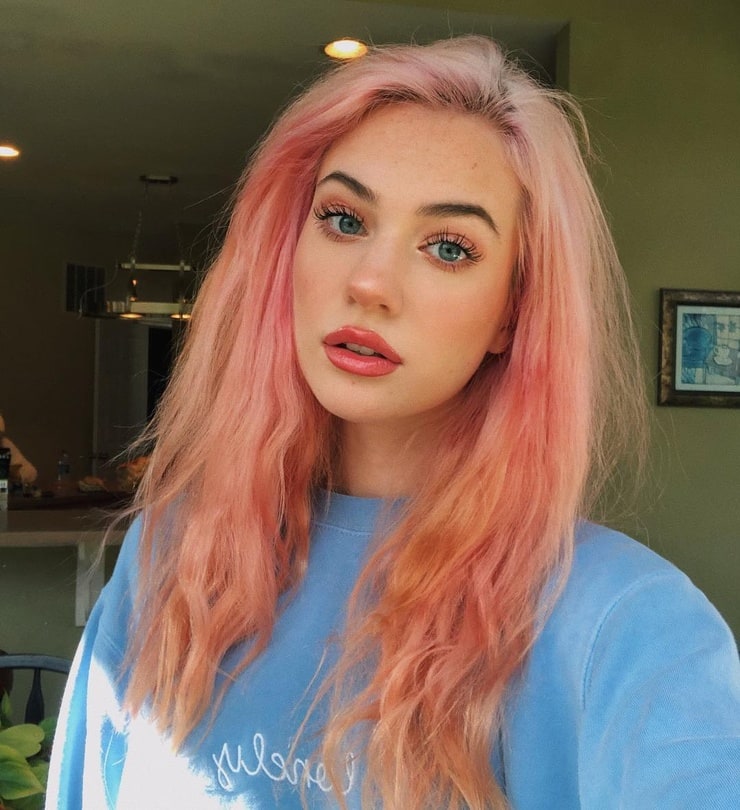 Picture of Kennedy Walsh