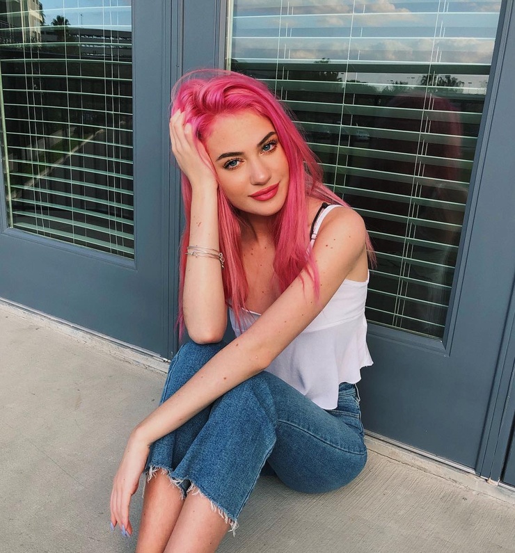 Picture of Kennedy Walsh