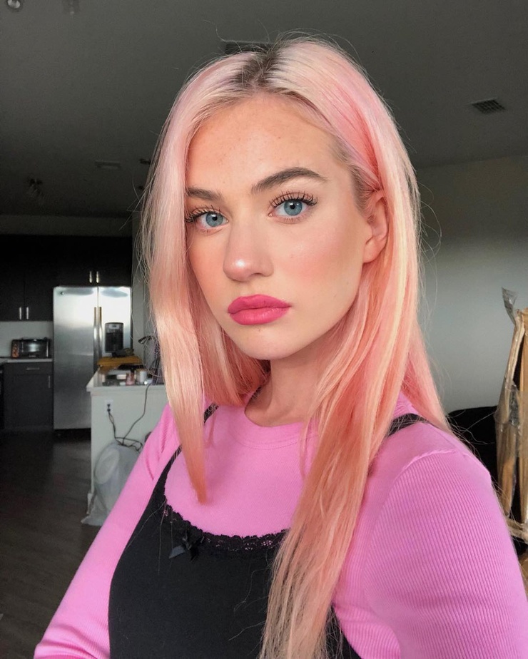 Picture of Kennedy Walsh