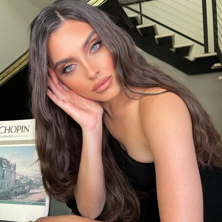 Picture of ALEXIS MARIE