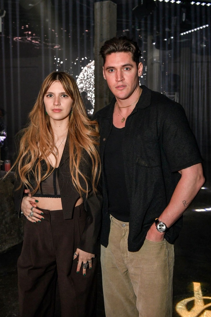 Image of Nell Tiger Free