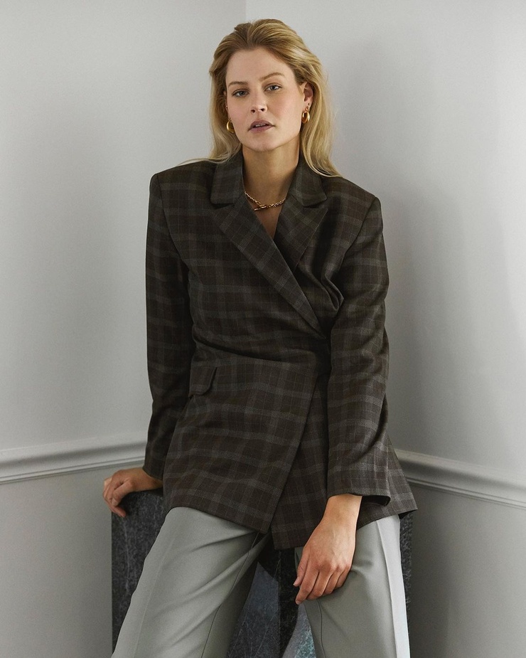 Picture of Kristin Hoppe