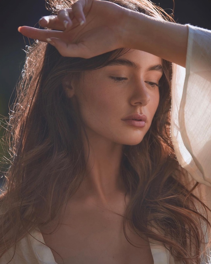 Image of Ella Cervetto