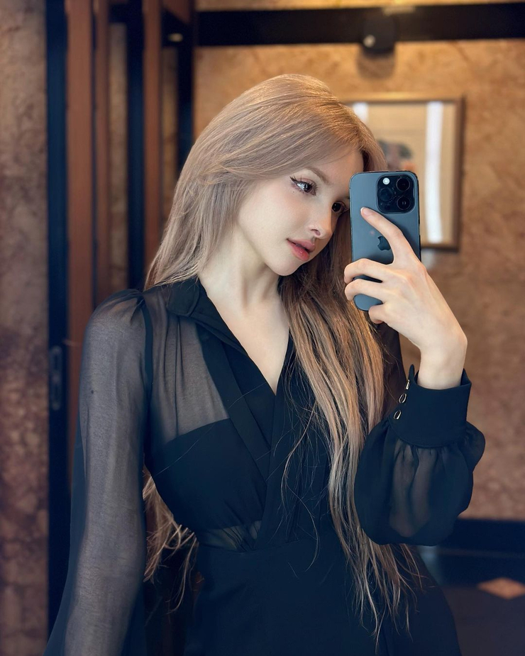 Image of Elina Karimova