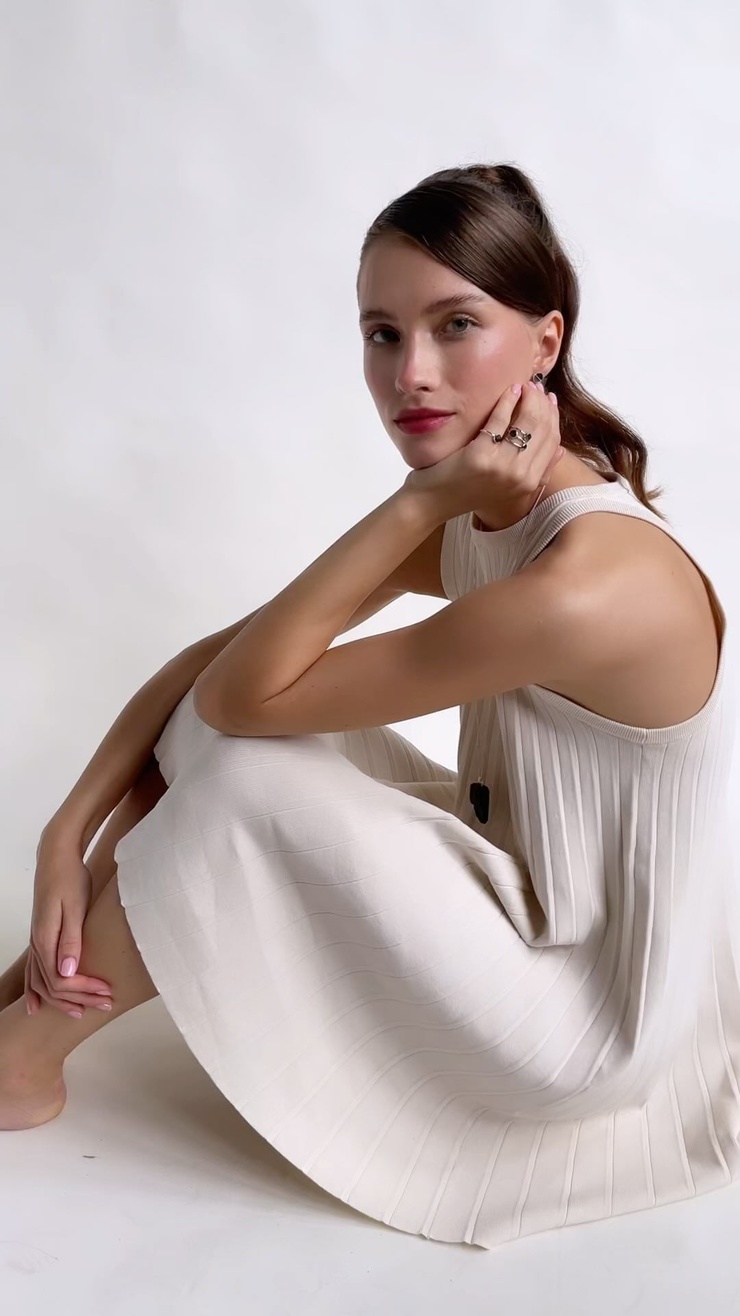 Picture of JULI PIETROWSKA