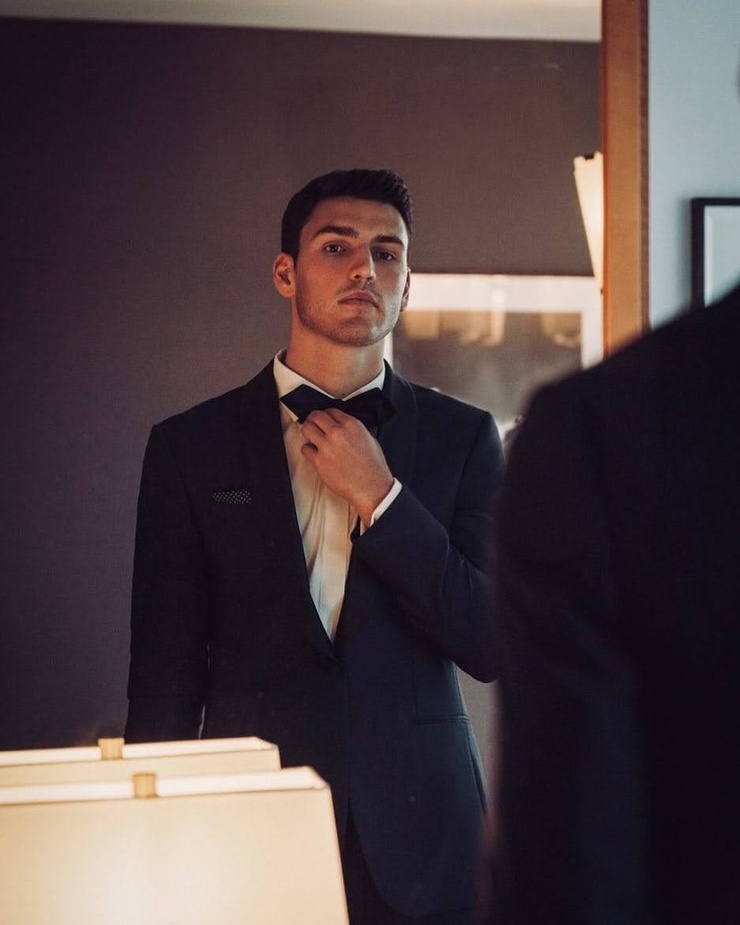 Picture of Charlie Hall