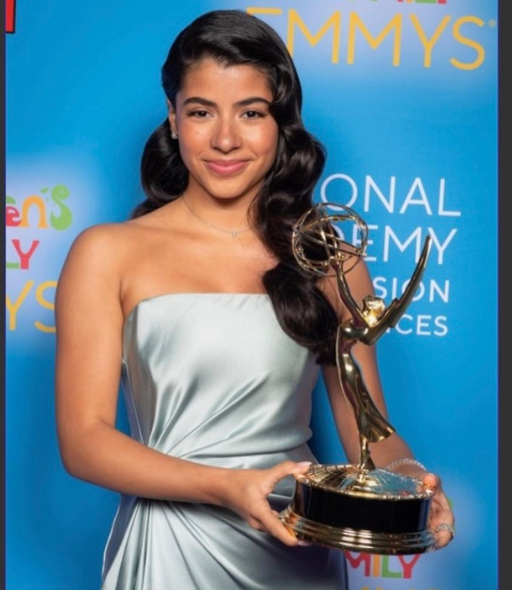 Picture of Kyndra Sanchez