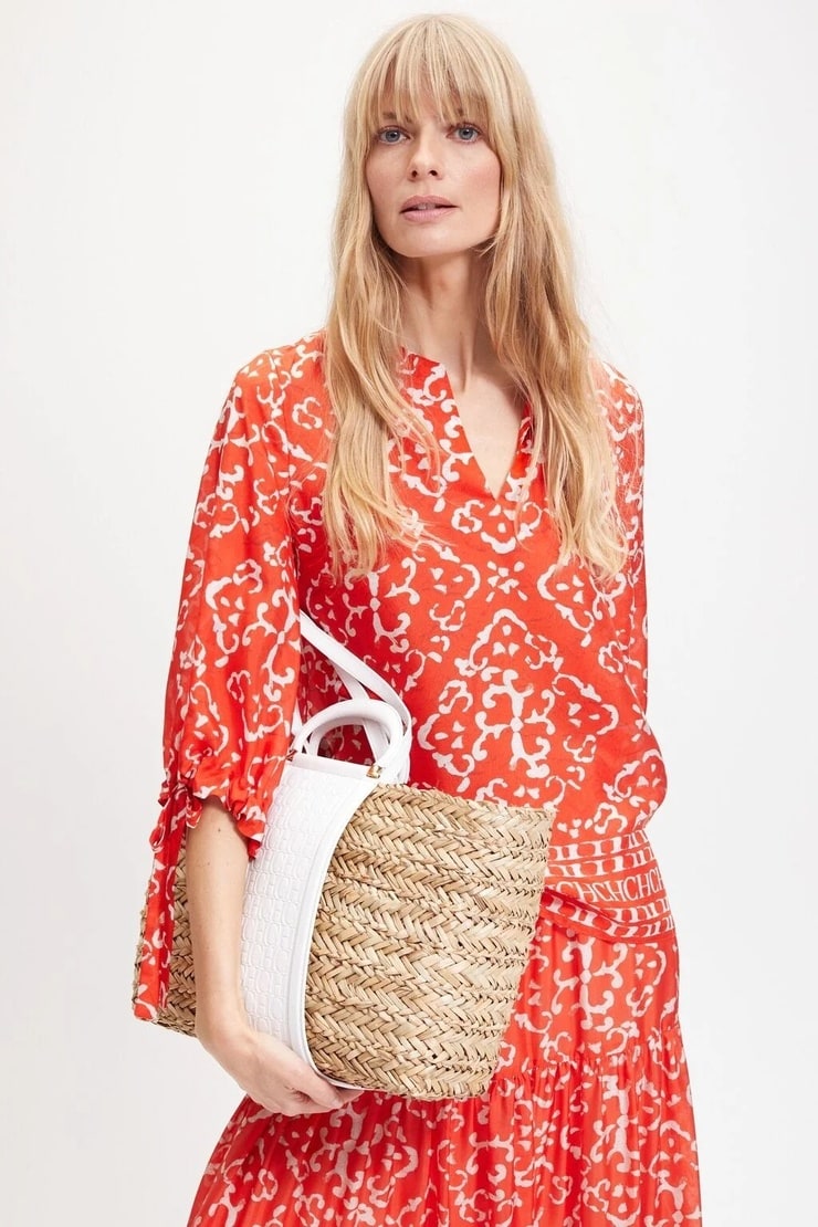 Picture of Julia Stegner