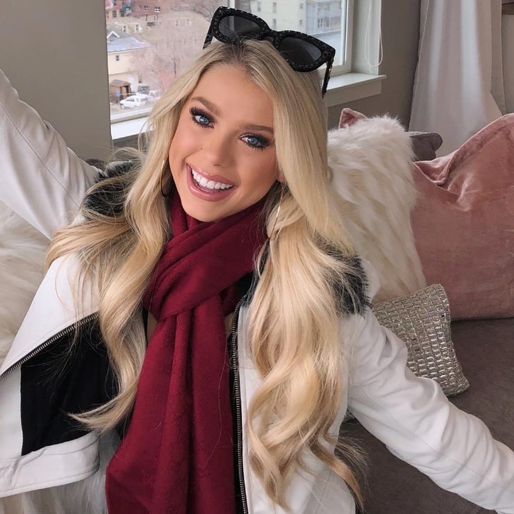 Picture of Kaylyn Slevin