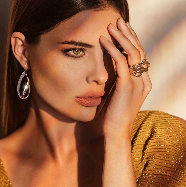 Picture of Paola Back