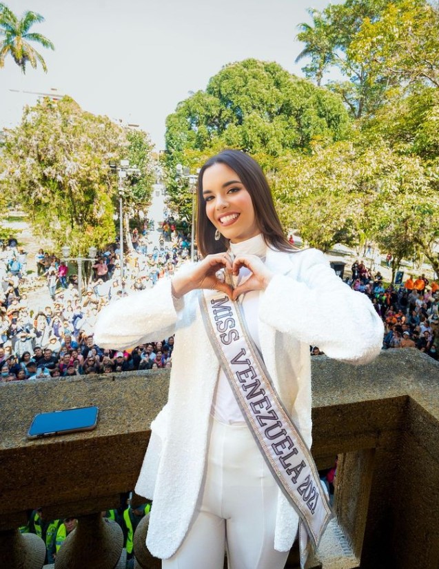 Picture of Amanda Dudamel