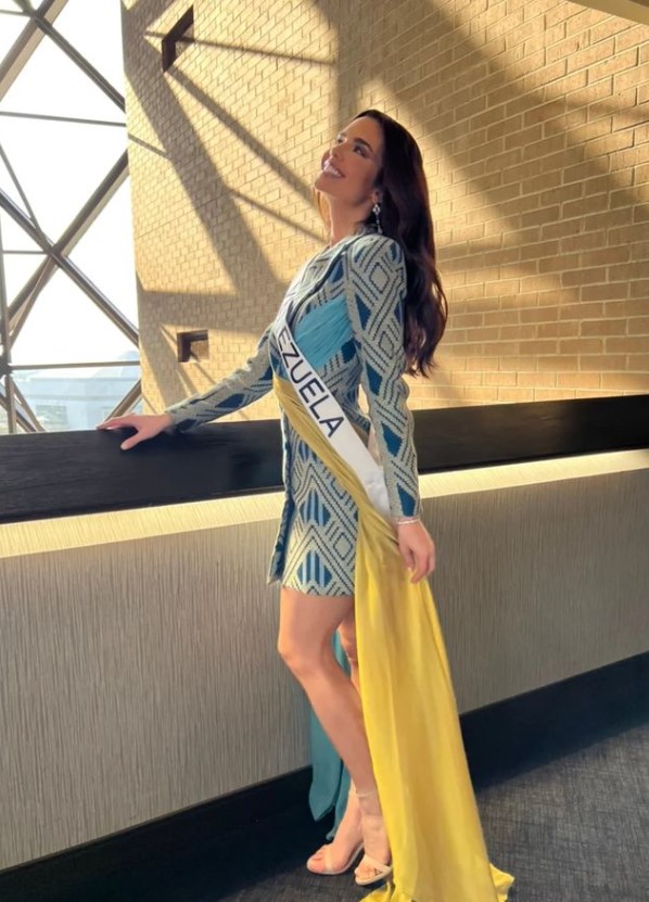 Picture of Amanda Dudamel