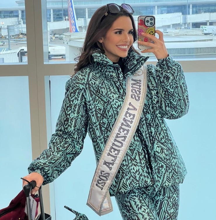 Image of Amanda Dudamel