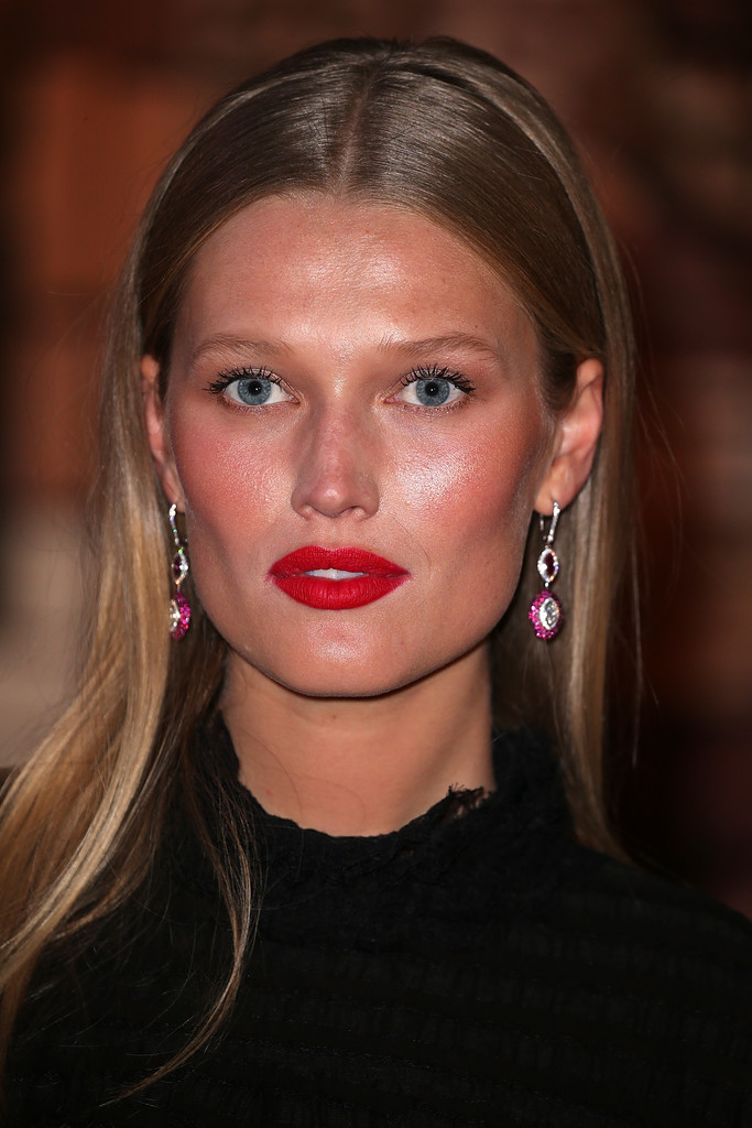 Picture of Toni Garrn