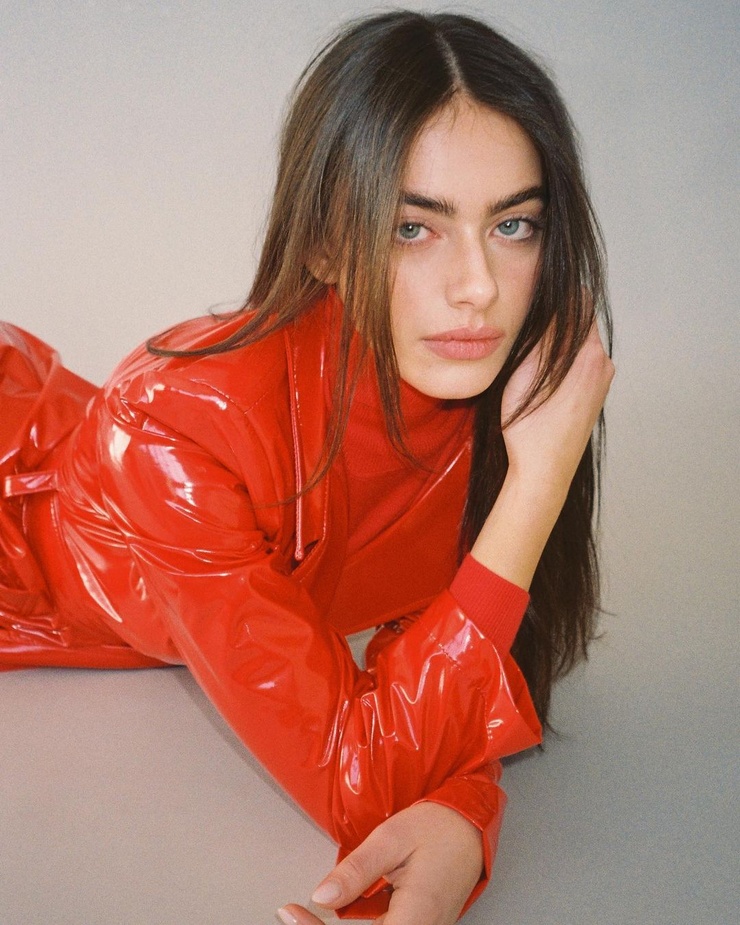 Yael Shelbia picture