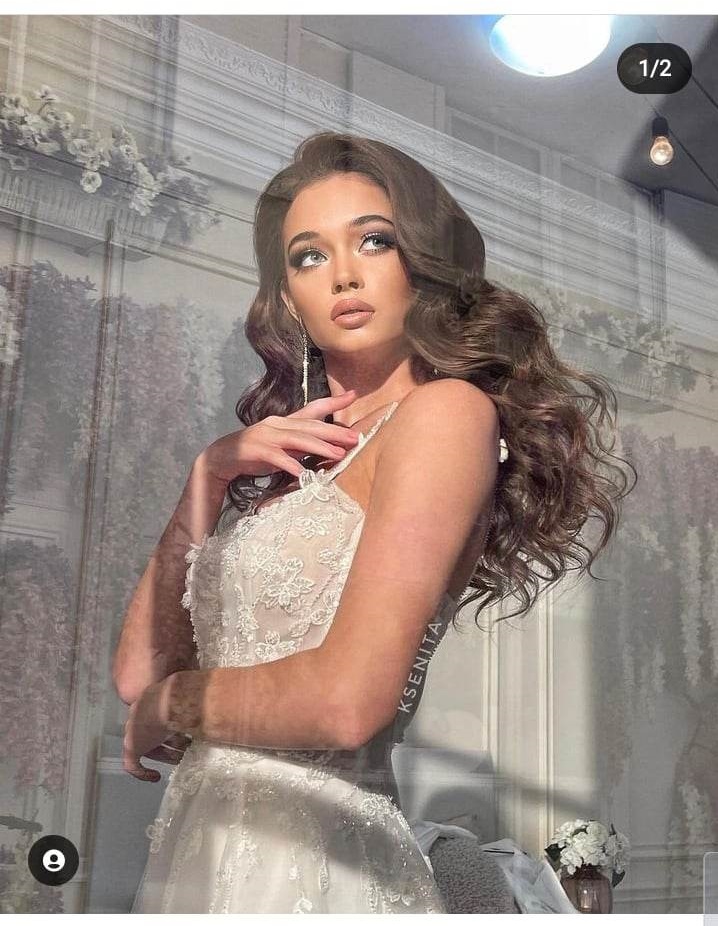 Picture of Veronica Oleynik