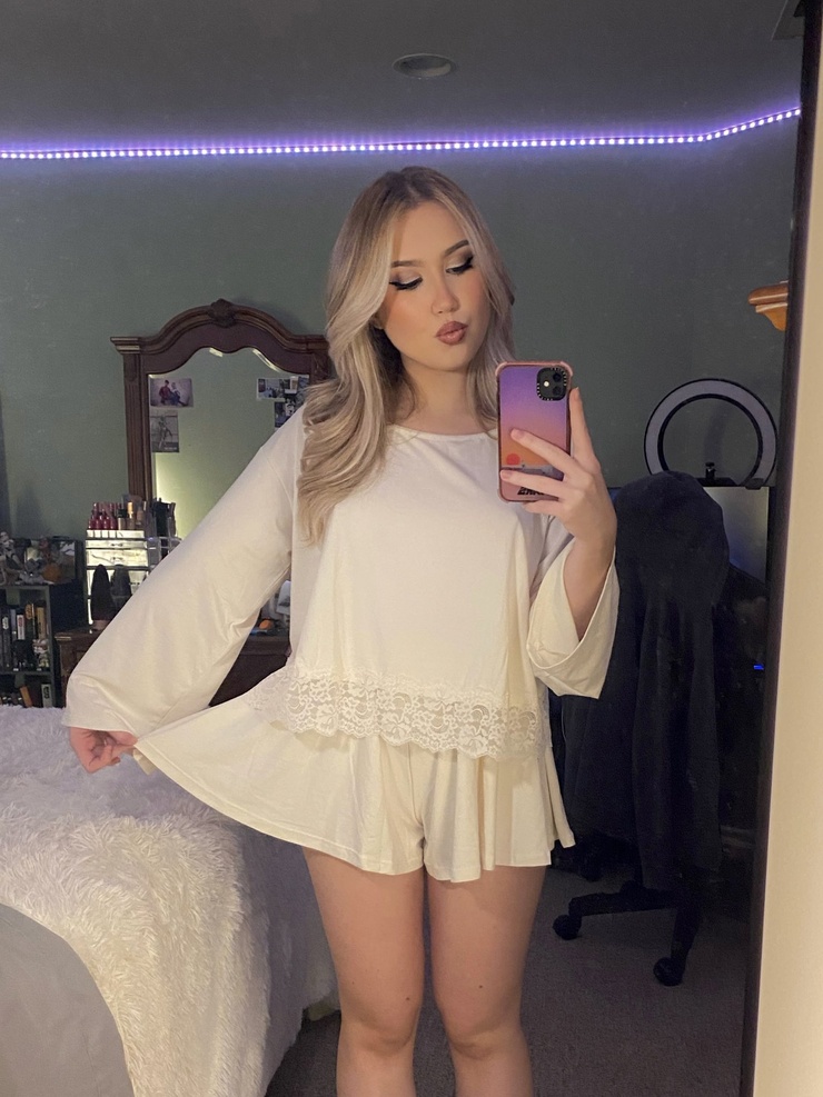 Elena Strikes picture