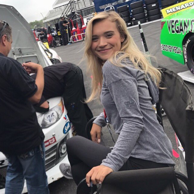 Picture of Natalie Decker