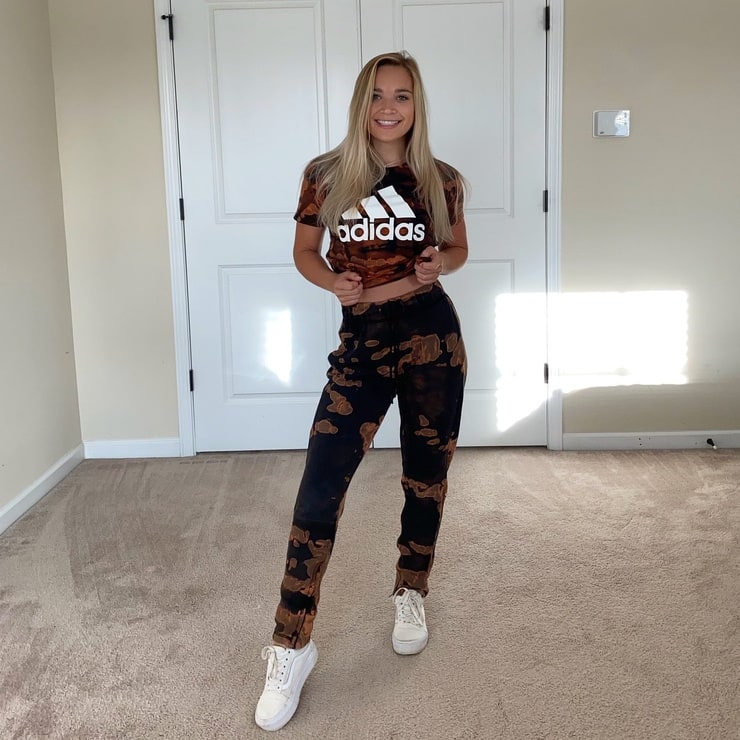 Picture Of Natalie Decker