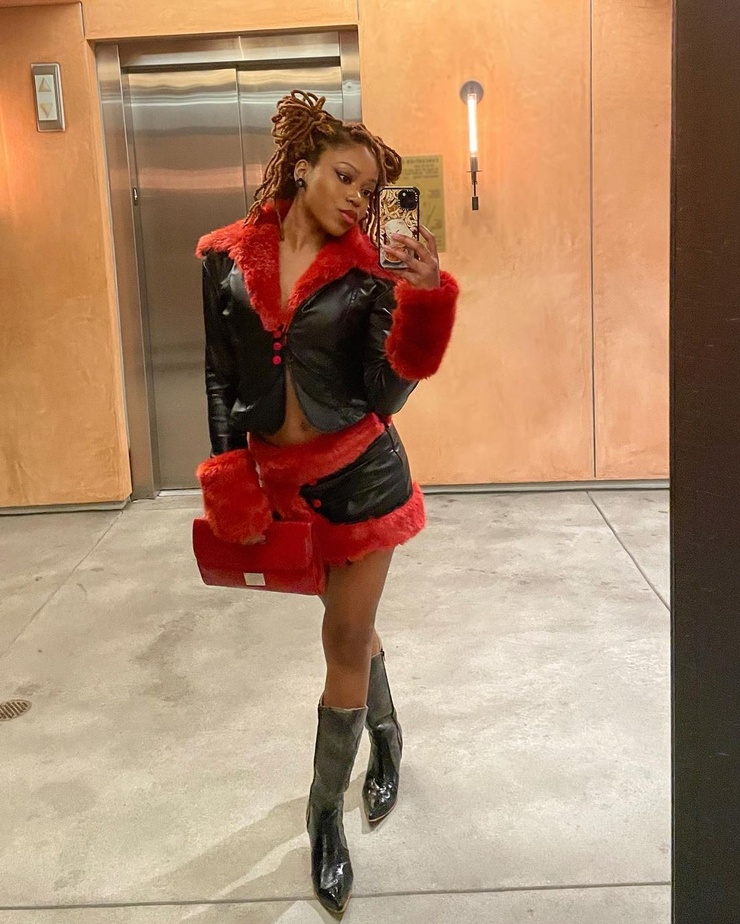 Picture of Riele Downs