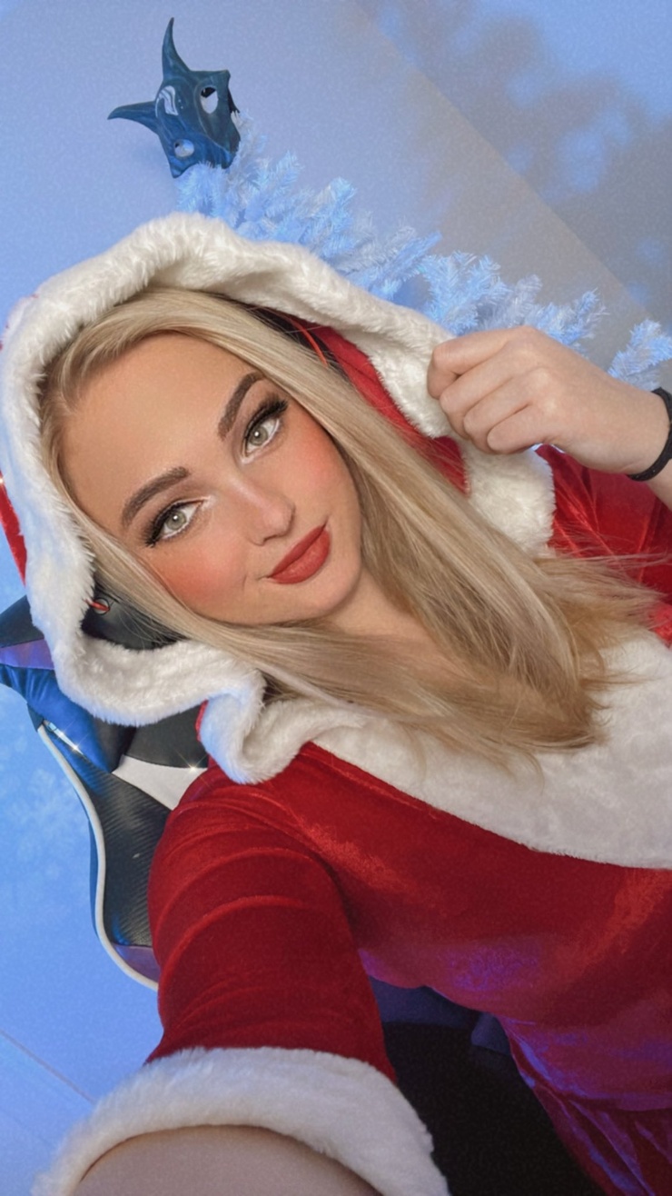 Picture of Michaela Lee